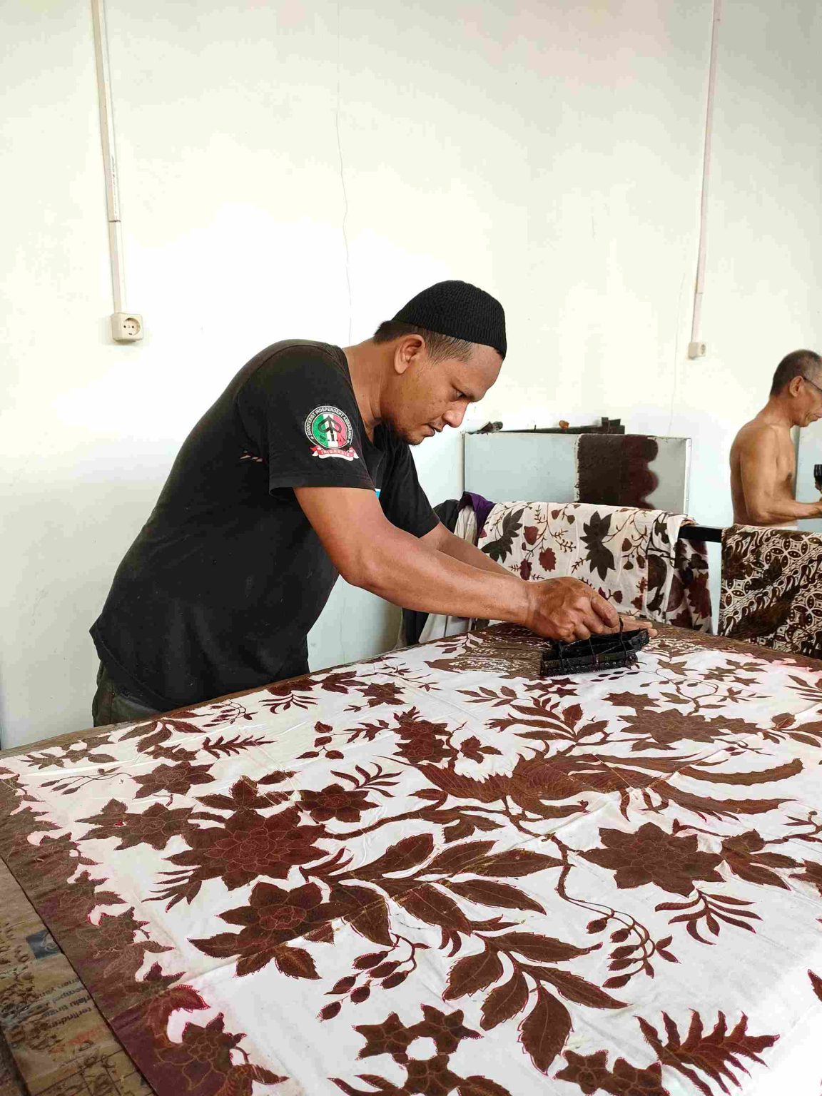 Peran Batik dalam Perekonomian Indonesia - Griya Batik MAS